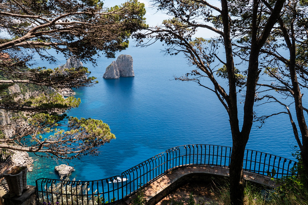 Complete guide to Capri: sights, dining, hotels