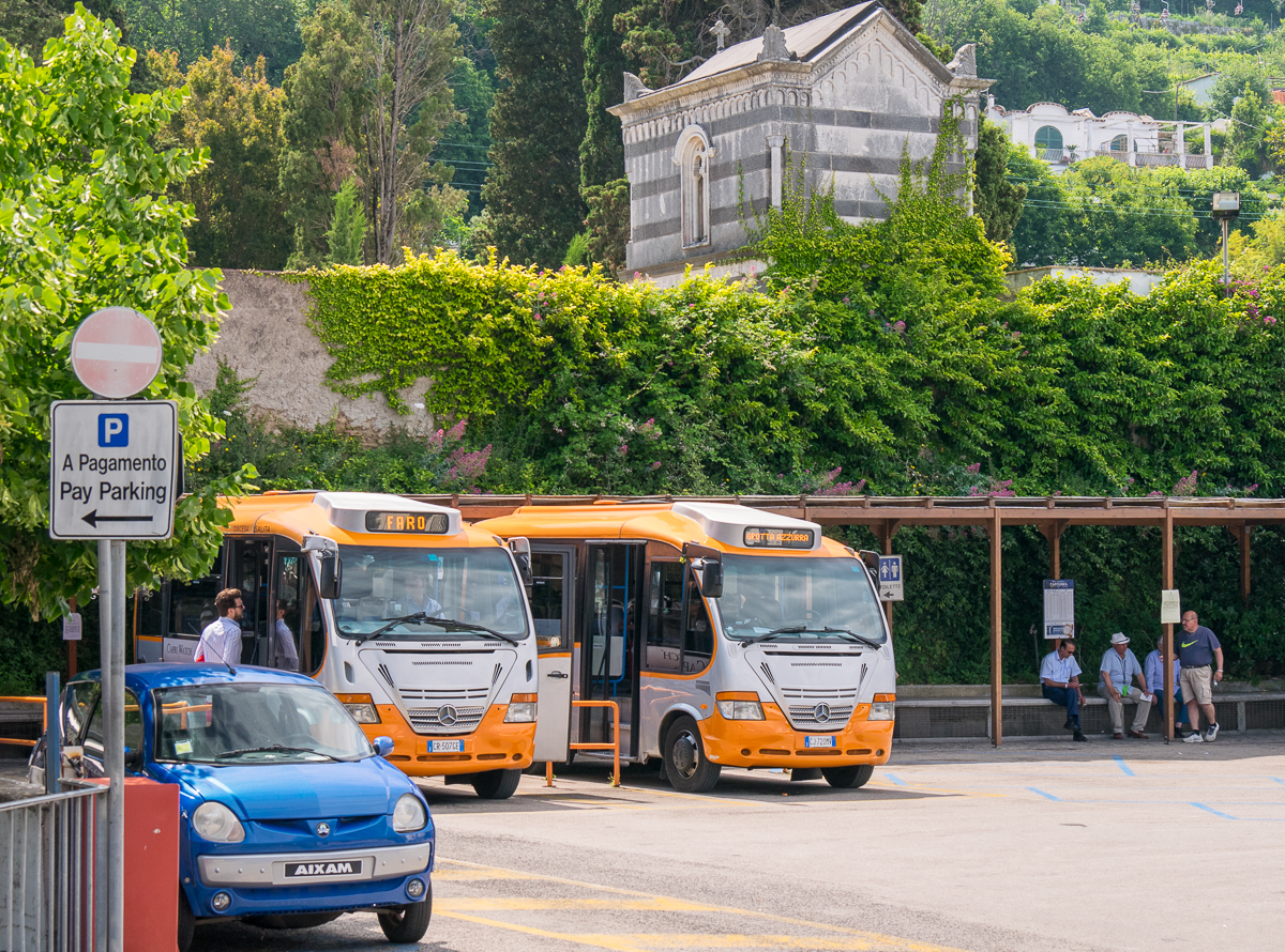 Getting Around Capri | Funicular, Bus and Taxis Info