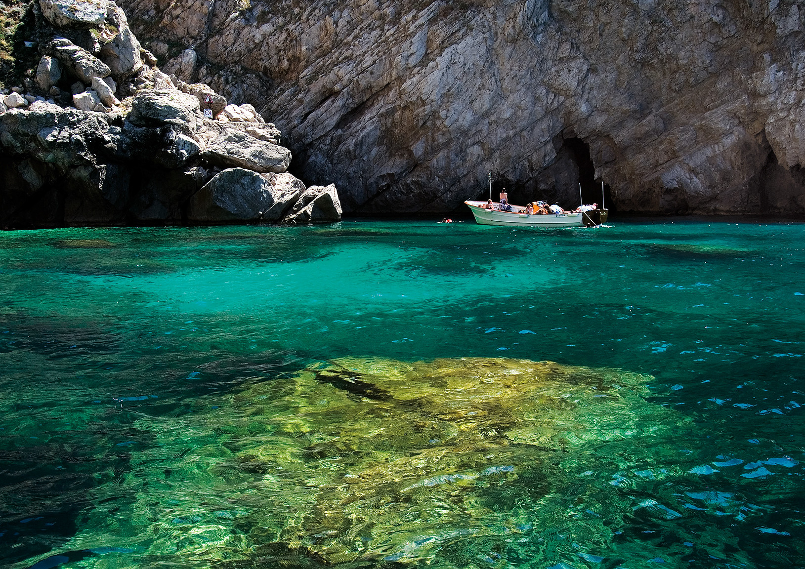 Capri Boat Tours - Capri Guide